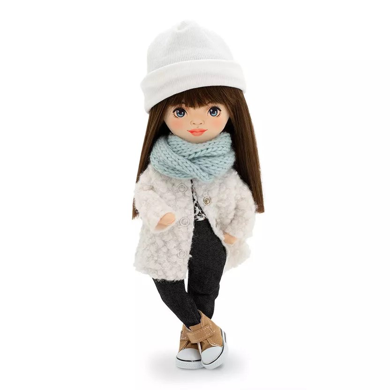 Buy Sweet Sisters - Sophie in a White Fur Coat + bonus accessories set ...